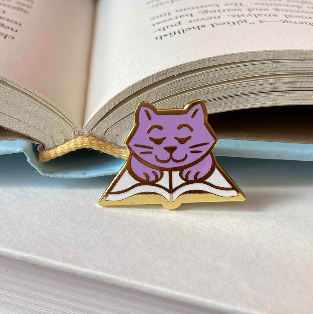 Bookstore Cat enamel pin - book cat – Rather Keen